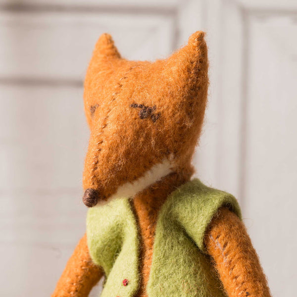 Fergus Fox Felt Craft Kit - Woodland Character with Outfit