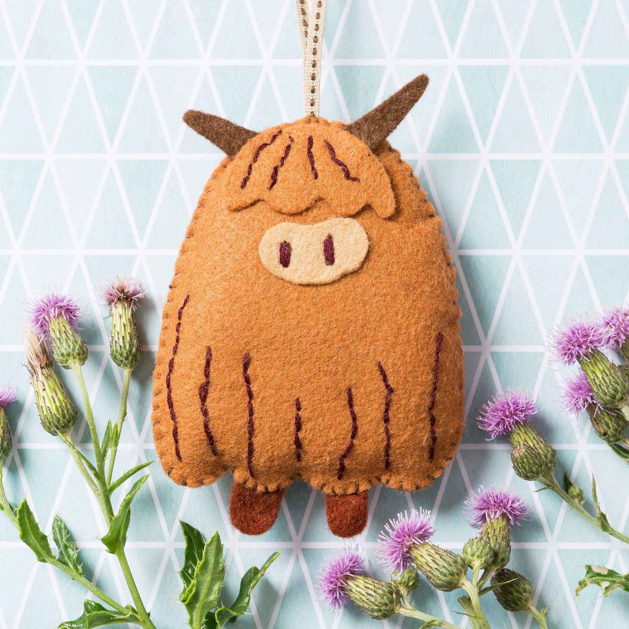 Highland Cow Felt Craft Kit - Countryside Hanging Decor